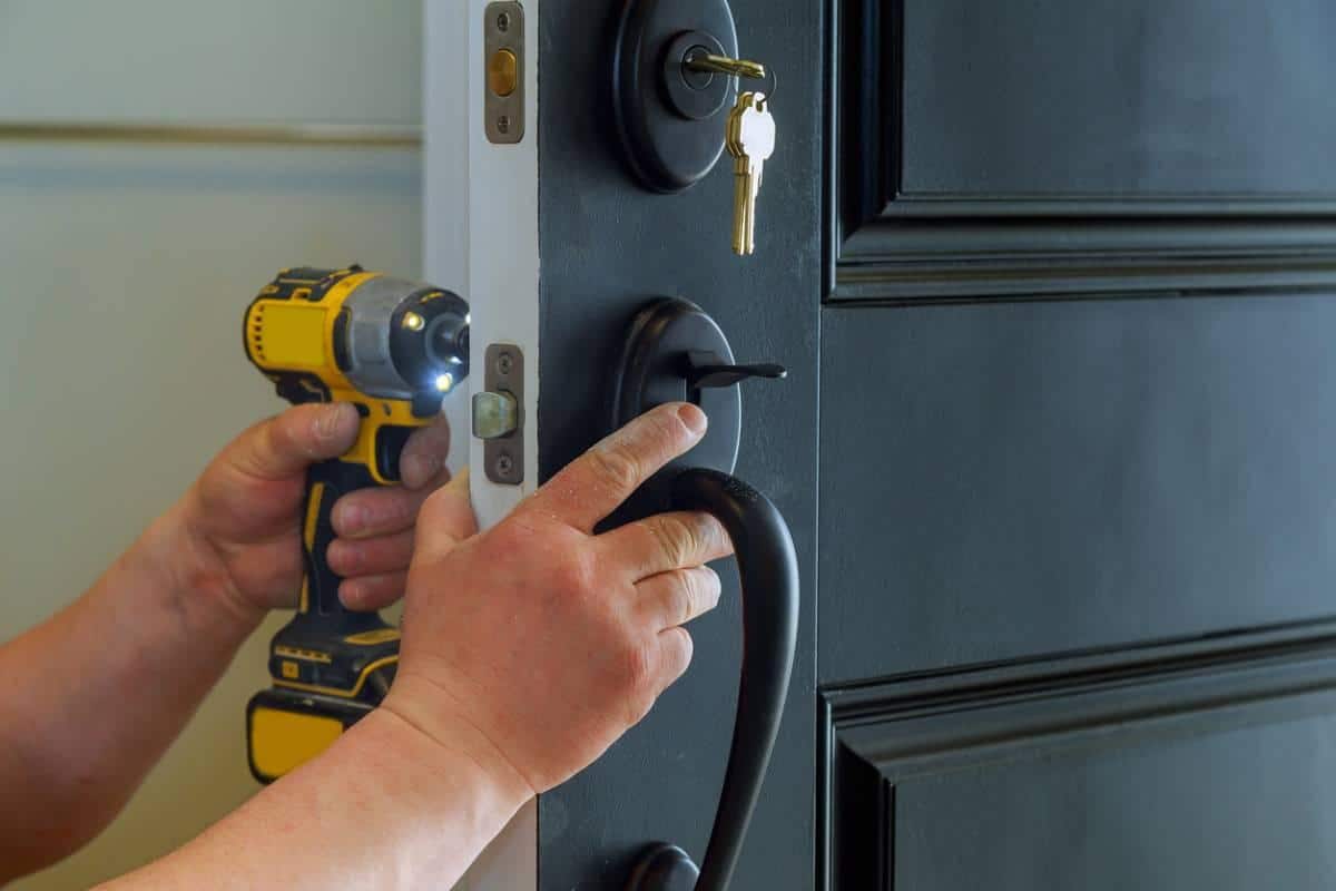 Quels sont les rôles d’un bon serrurier ? - J3M Quels sont les rôles d’un bon serrurier ? - J3M